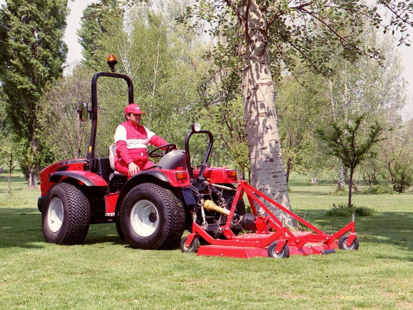 Dalla Rotomec il rasaerba Cyclone C28 - MG Marketing Giardinaggio